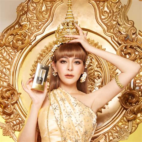 မြန်မာကောင်လေးတွေကို ဒီလိုမျိုးကြည့်ရလားရှင်😳🇲🇲 By တြိဂံဆပ်ပြာ အသားဖြူ