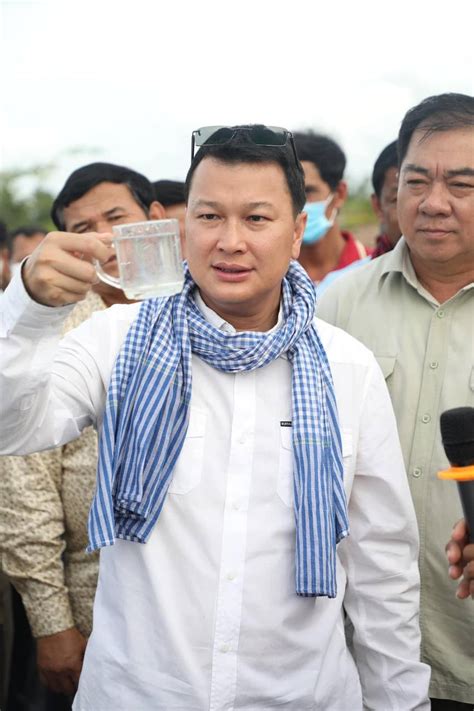 លោករដ្ឋមន្ត្រី ក្រសួង កសិកម្ម ៖ អបអរសាទរកសិដ្ឋានភ្ញាស់កូនត្រី ចិញ្ចឹមកូនត្រី និងបង្កង