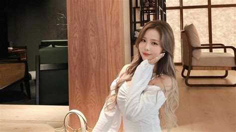 Kaise And Asmongold Relationship Meet Asmongolds New Girlfriend Kaise