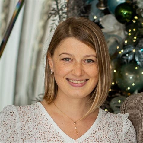 Daria Tkachenko Novotech Linkedin