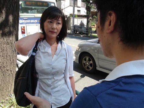 素人おばさんナンパ③私みたいなおばさんとしたいのイケメン男に口説かれ恥じらいセックスしてしまう熟女たち 人 時間エロ動画アダルトビデオ MGS動画プレステージ グループ