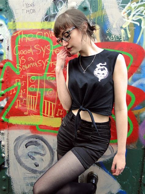 Looks Like I Made It Diy Band Shirt Tutorial