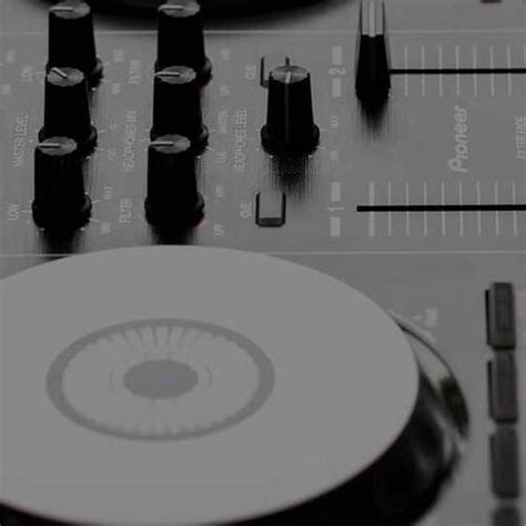 7 Best Midi Keyboard Controllers Keys To Success 2025