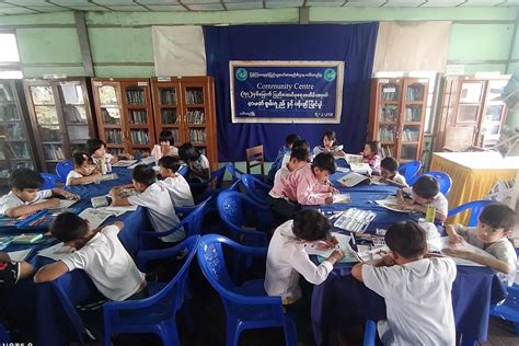 ပေါင်းတည်မြို့နယ် လူထုအခြေပြုဗဟိုဌာန Community Centre ၌ မူလတန်းဆင့်စာဖတ်စွမ်းရည်နှင့် ပန်းချီပ