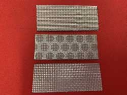 上：畳織金網 積層焼結圧延フィルター 12 64メッシュ2層