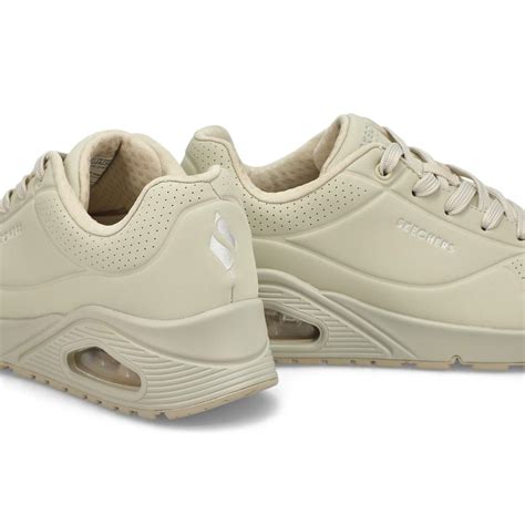 Skechers Womens Uno Stand On Air Sneaker