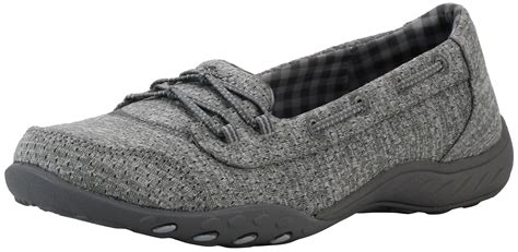 Skechers Womens Breathe Easy Good Influence Sneaker Grey 9 Wide
