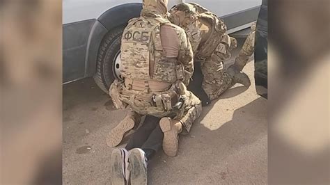 ФСБ задержала двух мужчин за установку муляжей бомб на мостах в Твери РИА Новости 25 04 2024