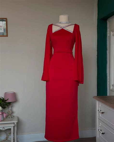 ‎متجر عشتار ستور‎ ‎فستان شي ان السعر 40 الف مع لكفوف 😍🤍