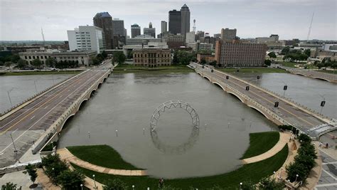 Iowa Flooding 2008 Look Back Officials Admit Downtown Des Moines Could