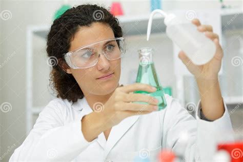 Woman Working In Lab Stock Image Image Of Modern Medical 253358959