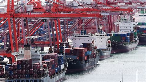 25년 만에 6개월 연속 무역적자외환위기 이후 처음