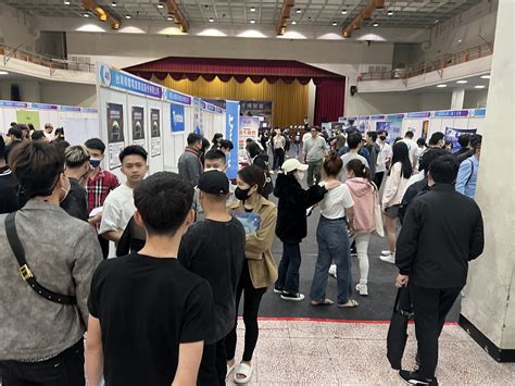 中華大學校園徵才 廠商釋3000職缺