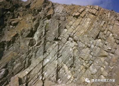 【地质构造】节理、解理、层理、片理、结构面！教你如何识别节理和断层！一文给你总结全了！岩层岩石地震沉积岩地层新浪新闻