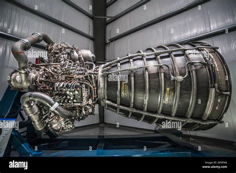 Rocket Motor Pictures Of Solid Effluents In Space