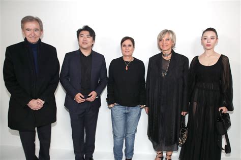 Photo Bernard Arnault Lang Lang Maria Grazia Chiuri Hélène Arnault Et Gina Alice Redlinger