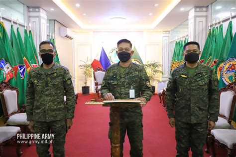 New Imcom Commander Renders Courtesy Call On Cgpa