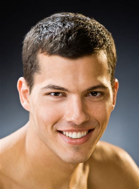 Crew Cut Hairstyles 15 Stylish Crew Cuts For Men How To Style Atoz