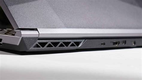 Acer Alg Al15g 52 Review A Versatile Budget Gaming Laptop