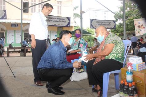 អភិបាលខណ្ឌដូនពេញ យើងរួមគ្នាបង្ការ ទប់ស្កាត់ការរីករាលដាលនៃជម្ងឺកូវីដ ១៩ នគរដ្រេហ្គន