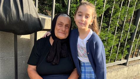 მოხუცი ბებო დავინახე და მინდოდა რომ ათასი ფული მიმეცა Youtube