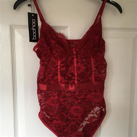 Boohoo Burgundy Lace Bodysuit Size Small Brand New Depop
