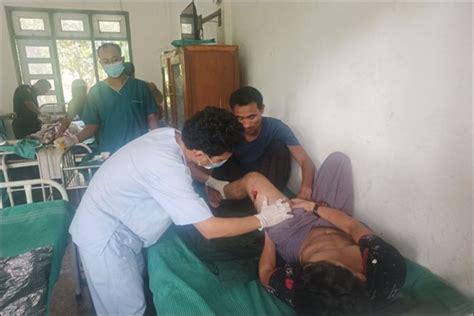 Aa အကြမ်းဖက်သောင်းကျန်းသူများက ဘူးသီးတောင်မြို့နယ်အတွင်းသို့ လက်နက်က