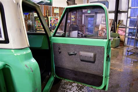 1972 Chevrolet C20 Custom Stepside 4 Speed Available For Auction 50909957