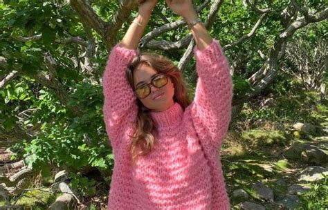 간편하고 따뜻한 터틀넥 스웨터