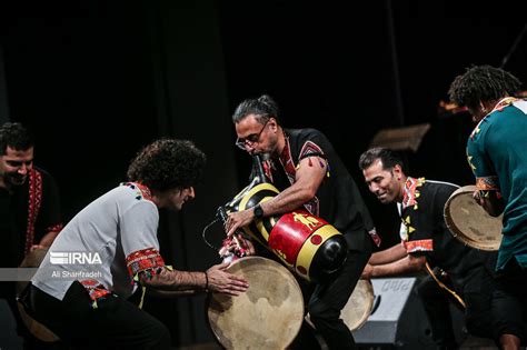 بیوگرافی محسن شریفیان و گروه لیان ویدیو حمله به کنسرت