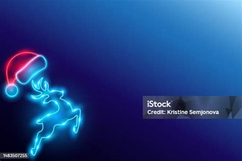 크리스마스 배경 산타 모자를 쓴 파란색 네온 순록 벡터 그림 12월에 대한 스톡 벡터 아트 및 기타 이미지 12월 검은색