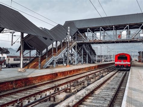 Со скольки лет можно ездить на поезде без сопровождения взрослых по ...