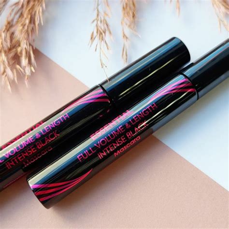 Essential Full Volume And Length Mascara Golden Rose