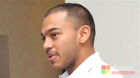 යෝෂිත සහ බිරිඳ කොම්පඤ්ඤවීදිය පොලිසියට පැමිණෙයි