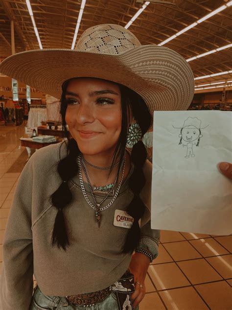 Pin By Blair Soop On A L L M E Casual Country Outfits Country Girls Outfits Cute Cowgirl Outfits