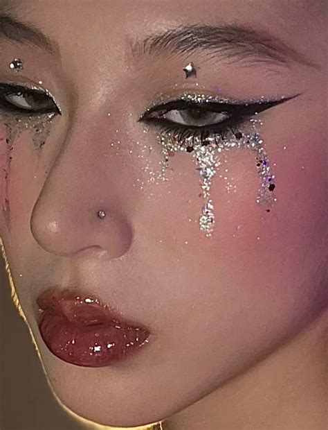 Pin By Thalia On Makeup Eye Makeup Edgy Makeup Pretty Makeup
