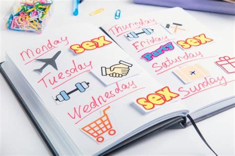 Scheduling Sex Doesnt Mean You Have To Give Up The Fun And Romance Mens Life Advice The