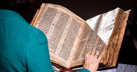 A Nearly 1 100 Year Old Hebrew Bible Could Be The Most Expensive Ever Sold Ancient Origins