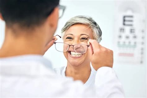Articles Is Lasik Safe For People Over 40 Expert Insights And Real