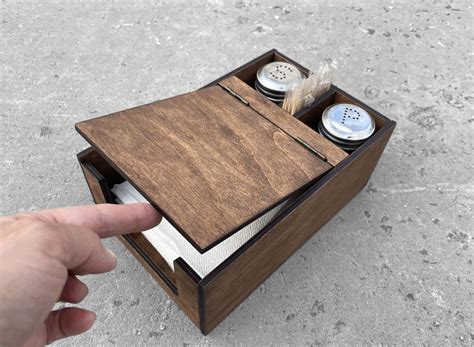 Купити Органайзер для серветок і спецій №10 серветниця з кришкою колір горіх ціна 360