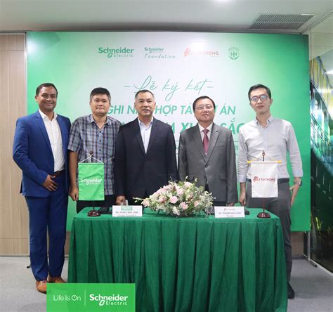 Schneider Electric Việt Nam xây Trung Tâm Đào Tạo Xuất sắc