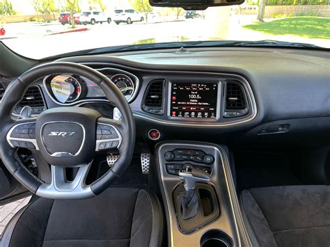 Dodge Challenger Srt8 392 Interior