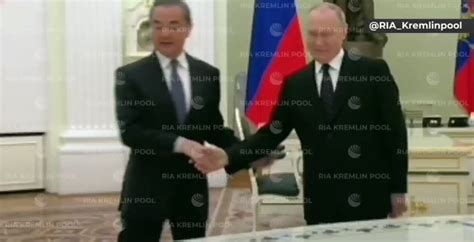 Xposed Magazine On Twitter Rt Alexandrakovitt 🇷🇺 🇨🇳 Putin Meets