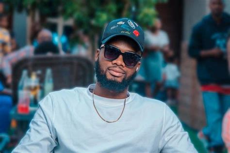 Jay Six Abdallah Annonce Pour Bientôt La Sorte De Son Single Nouveau Départ Mbote