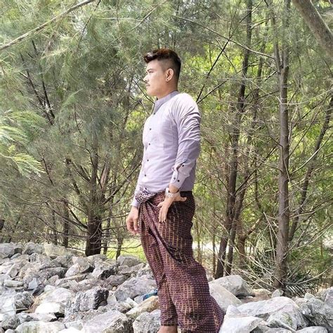 အကြမ်းဖက်စစ်ခွေးတပ်နဲ့ မင်းဇေသန့်ပြည်သူ့စစ်ခွေးတပ် ပူးပေါင်းတပ်စွဲထားသည့် မြစ်ကြီးနား တနိုင