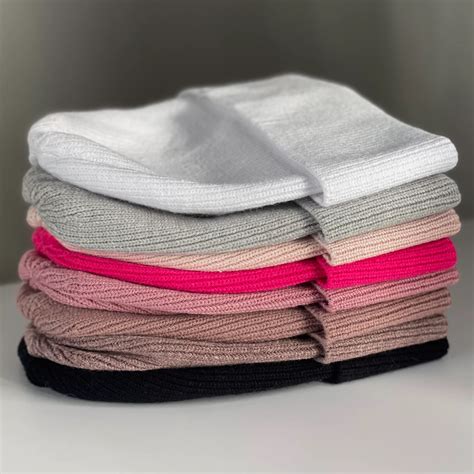 Головні убори кепка шапка та аксесуари Кепі