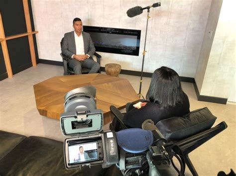 Community Goodnews People Healthcare Military Yyc Ordinaryheroes Deb Matejicka