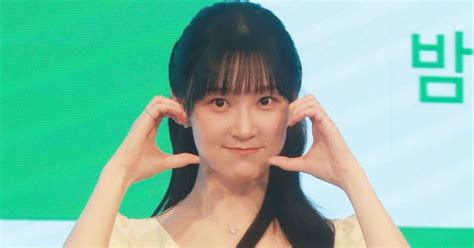 서지혜 깜찍 볼하트 ★포토