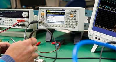 RF Signal Generator Tektronix