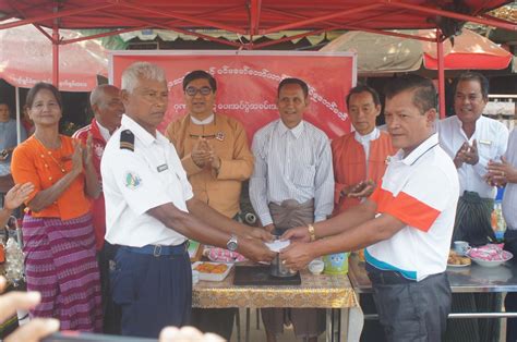 ရန်ကုန်မြစ်အတွင်း ခြေချော်ပြုတ်ကျသူ အမျိုးသမီးအား ကယ်ဆယ်နိုင်ခဲ့သူ ချယ